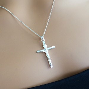 Sterling Silver Crucifix Cross Pendant Necklace. - Etsy