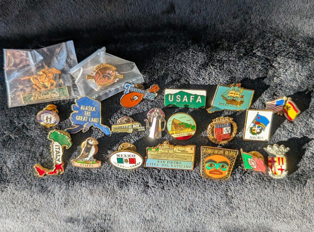 Assorted Vintage Lapel Pins | Kentucky Pin Sets, US State Pins ...