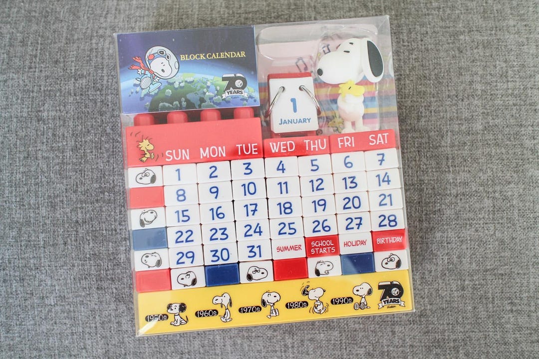 Peanuts Snoopy DIY Mini Block Display Calendar, Brick Calendar, Snoopy ...