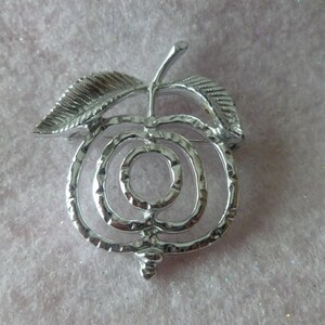 Multiples!! Teacher Gift Idea!! Vintage Sarah Coventry Textured and ...