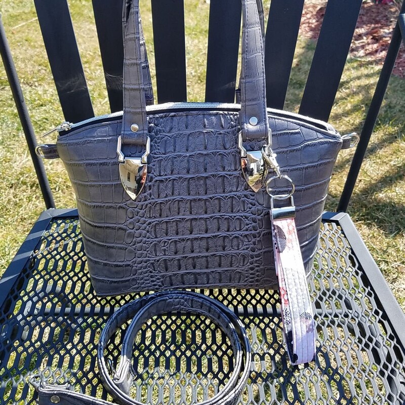 Vinyl Handbags - Etsy