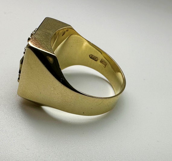 Vintage German Men's Signet Ring, 8k Gold, US Size 9 - Gem