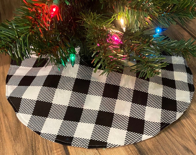 Tree Skirt hole in Centerwith off White Background and Feather Trees in ...