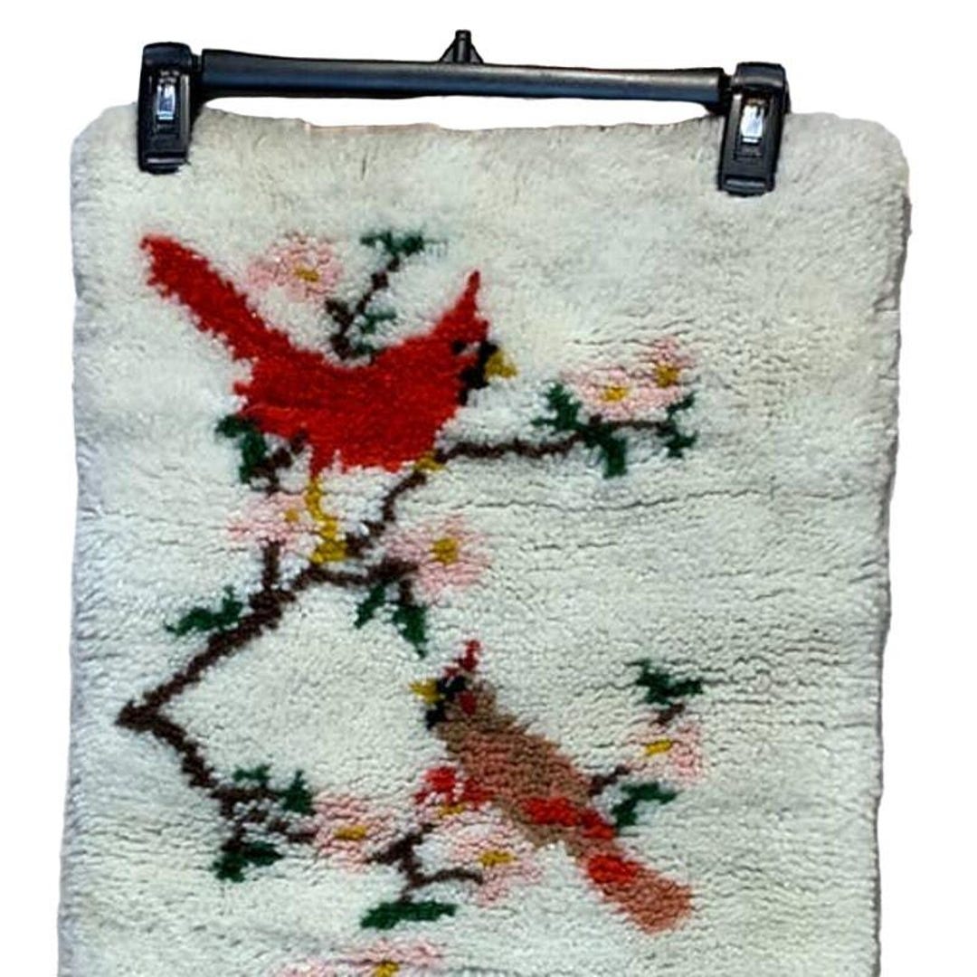 Vintage Handmade Acrylic Yarn Latch Hook Red Cardinal Bird Wall Hanging ...
