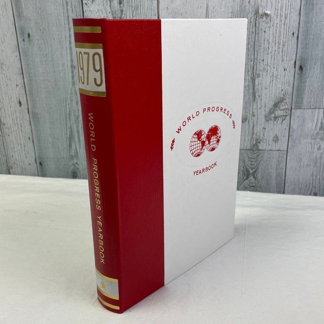 Vintage 1979 World Progress Yearbook Binder Spring Winter Summer Fall ...