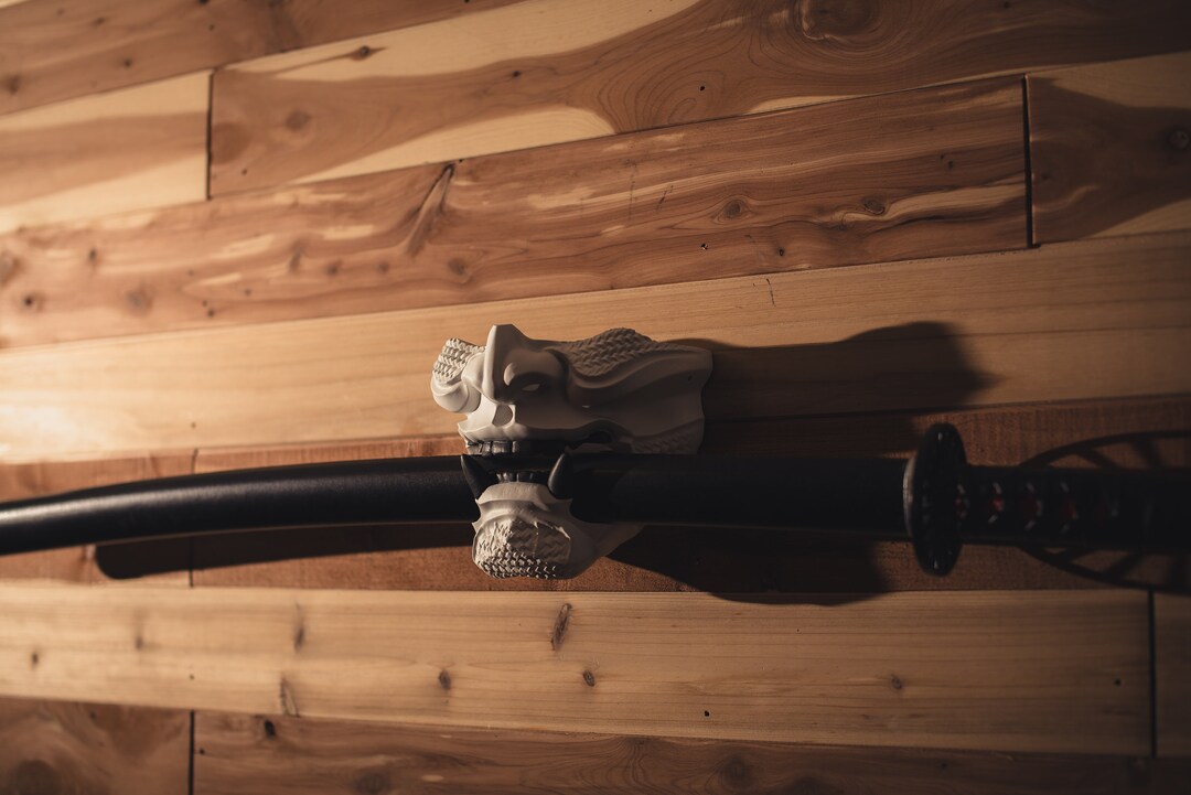White Weave Oni Mask Katana Display - Etsy