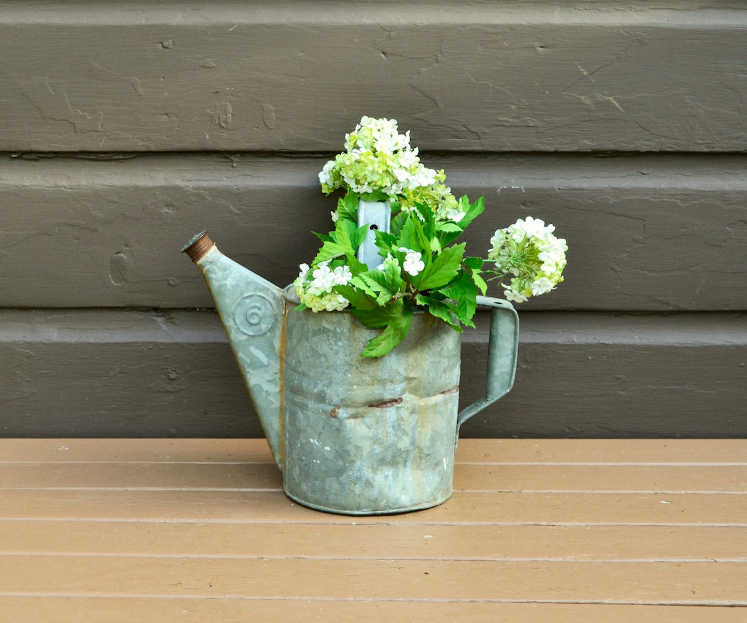 Galvanized Watering Can, Vintage Rustic Water Can, - Etsy