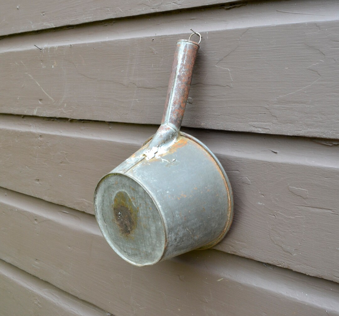 Large Round Tin Scoop, Vintage Grain Scoop, Tin Well Scoop - Etsy