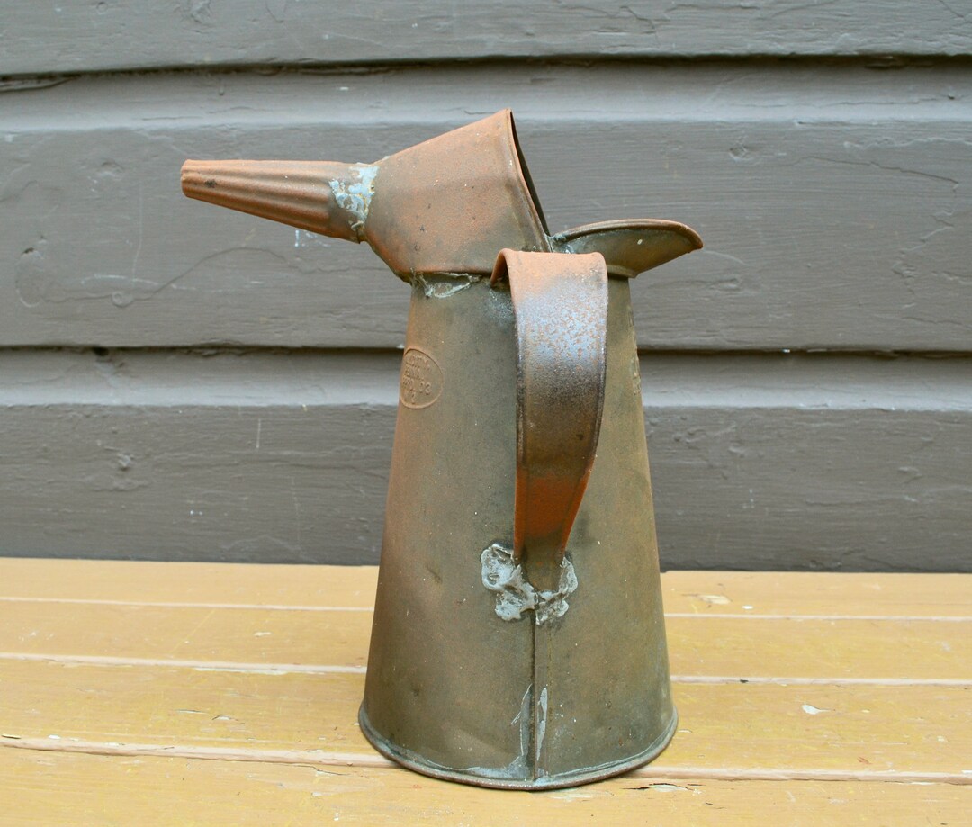 Large Dover Oil Pitcher, Side Handle Tin Pitcher, Antique Tinware ...