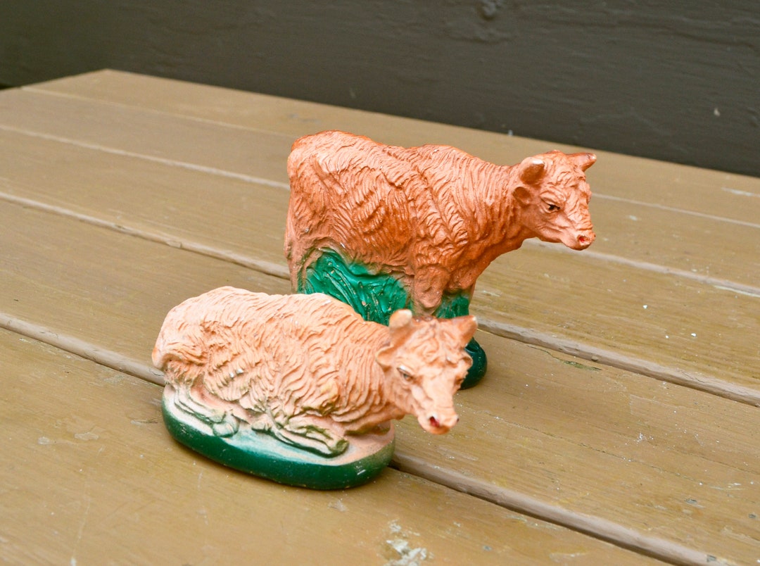 2 Nativity Cows, Vintage Resin Cows, Christmas Decor, Manger Animals - Etsy