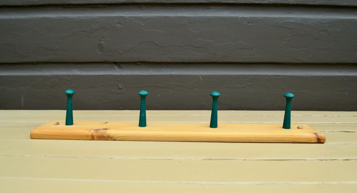 Wooden Peg Rack, Cottage Coat Rack, Vintage Hat and Coat Rack - Etsy
