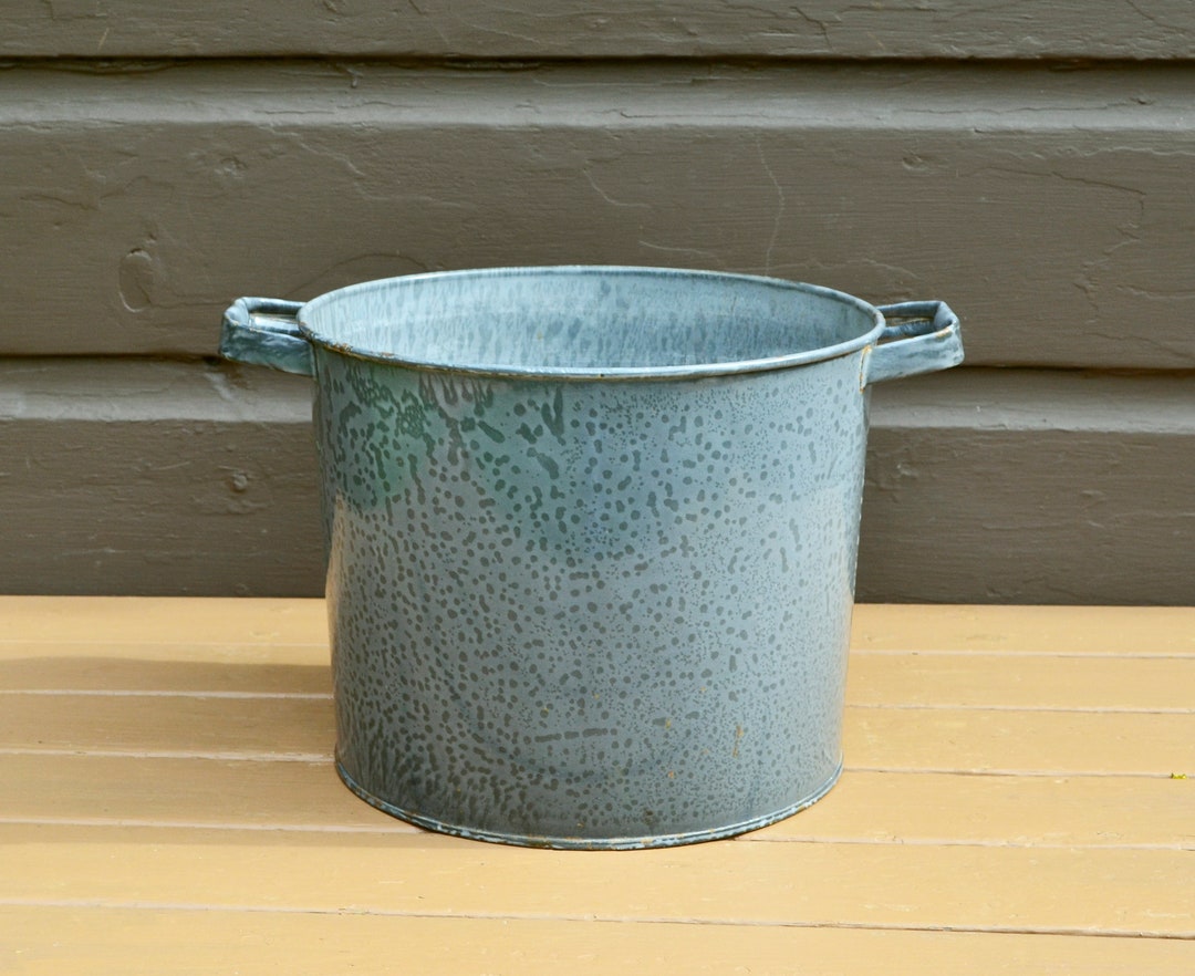 Large Enamel Pot, Vintage Graniteware Planter, Gray Enamel Bucket - Etsy