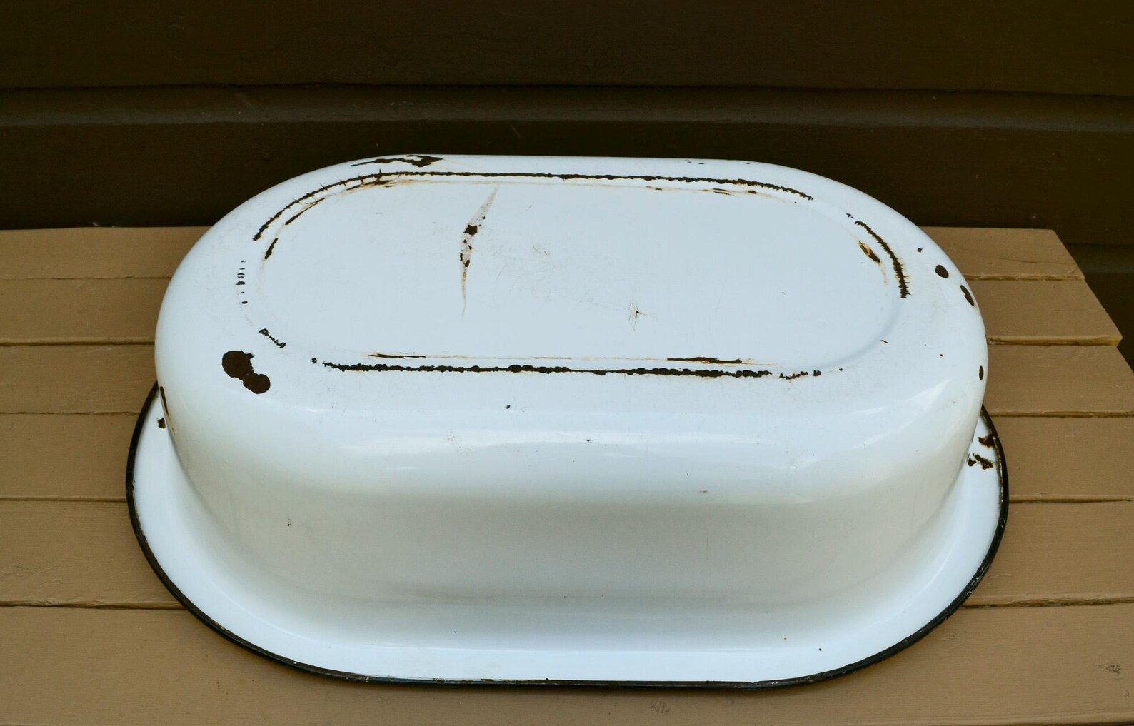 Large Chipped Enamel Baby Bath Tub, Vintage 28" White Enamel Wash Basin ...