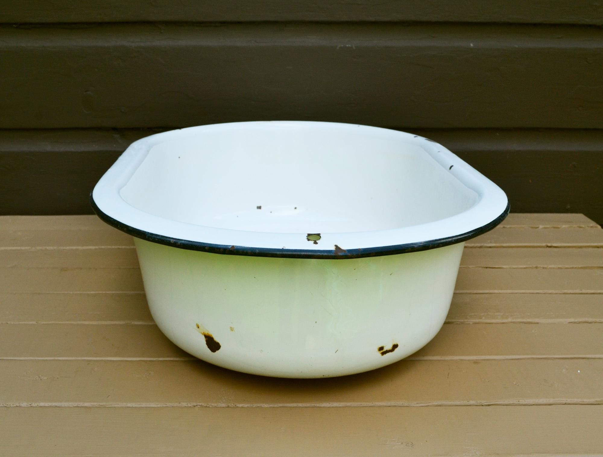 Large Chipped Enamel Baby Bath Tub, Vintage 28" White Enamel Wash Basin ...