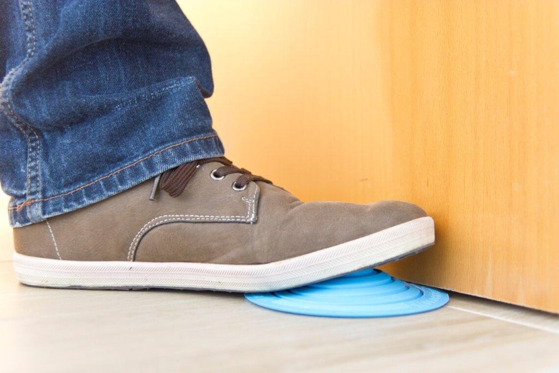 OVNI Blockystar Door Stop, Door Wedge, Door Bumper, Handle Protector ...