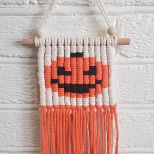 Halloween Jack O'lantern Pixel Art Macrame - Etsy