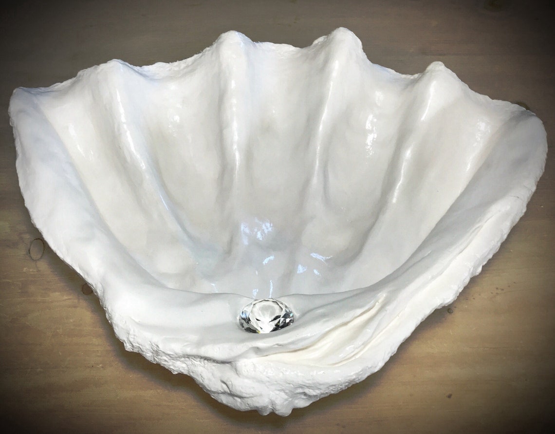 Giant Clam Shell Gem Encrusted liberty Limited - Etsy