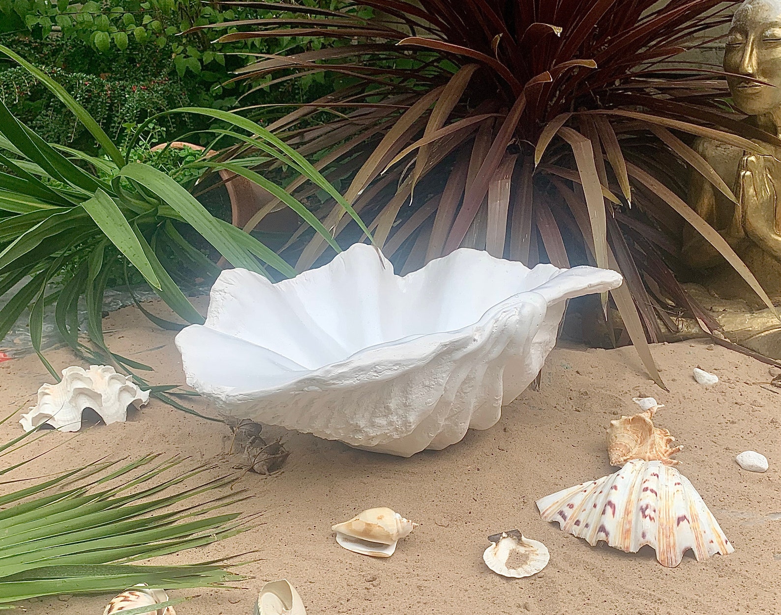 Medium White Giant Clam Shell Sculpture Art Finished in White Ornament ...