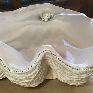 Giant Clam Shell Gem Encrusted "liberty" Limited Edition Sculpture Art ...