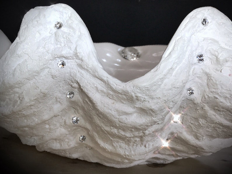 Giant Clam Shell Gem Encrusted "tiffany" Sculpture Art Limited Edition ...