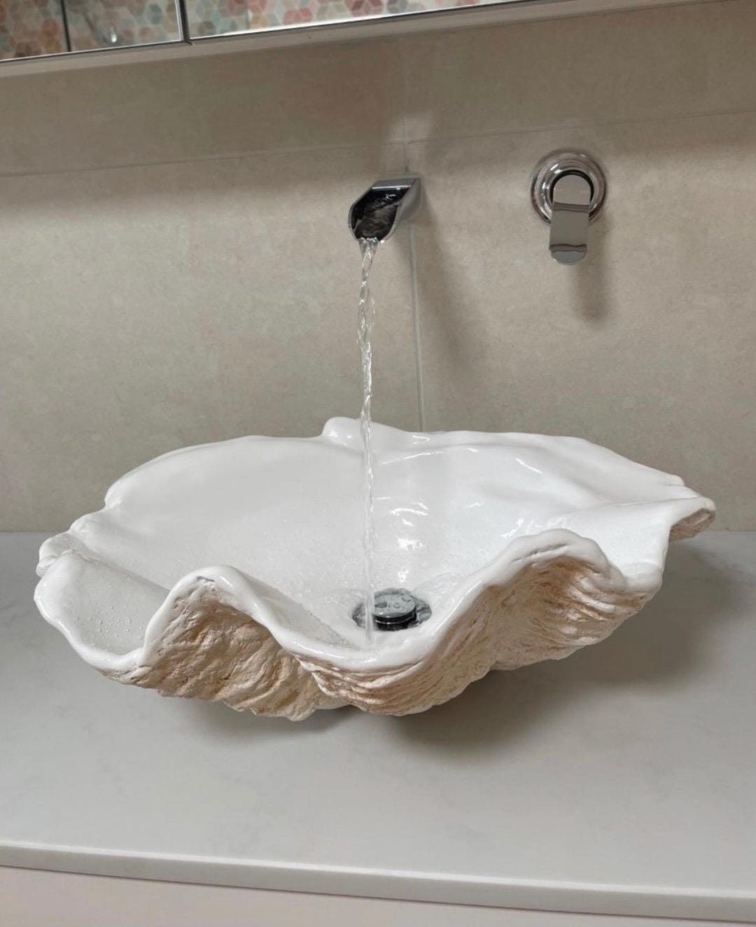 Small Clam Shell Bathroom Sink Wash Basin Vessel Bowl Counter Top ...
