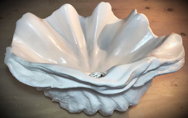 Giant Clam Shell Gem Encrusted "tiffany" Sculpture Art Limited Edition ...