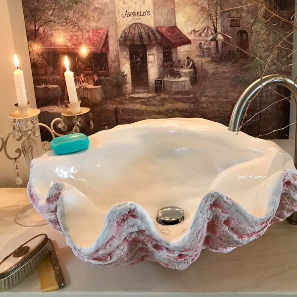 Clam Shell Prop - Etsy