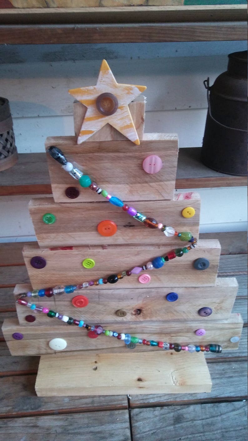 56 Wood Crafts to Sell at Craft Shows In 2025 HearMeFolks