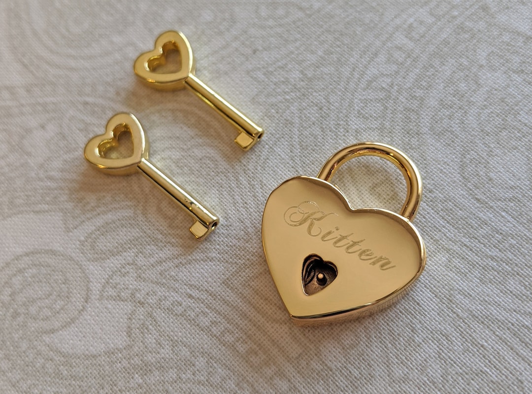 Small Gold Tone Heart Lock Padlock - Personalized Diamond Engraving ...