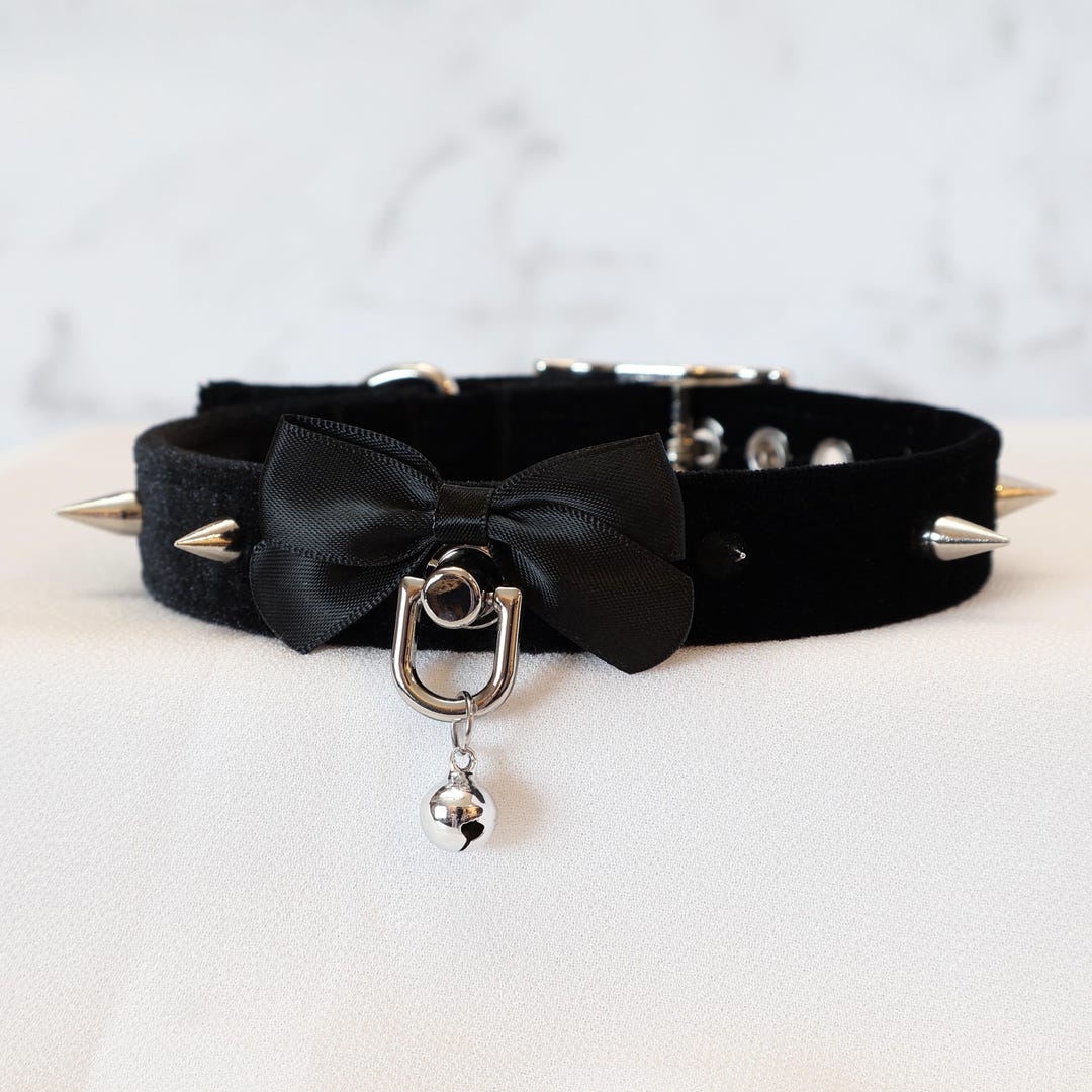Black and Silver 3/4" Spiked Buckling Velvet Puppy Kitten Collar ...