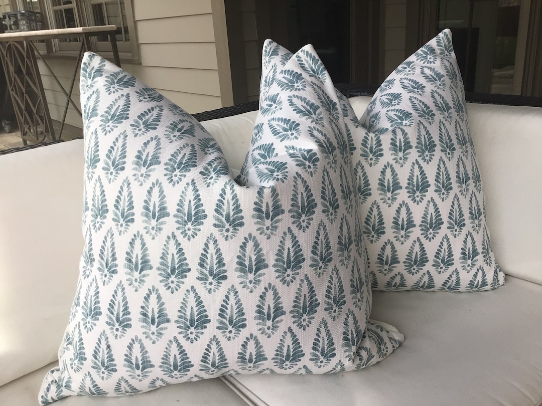 Lacefield Designs “AGAVE” in Ariel Pillow Covers - Etsy