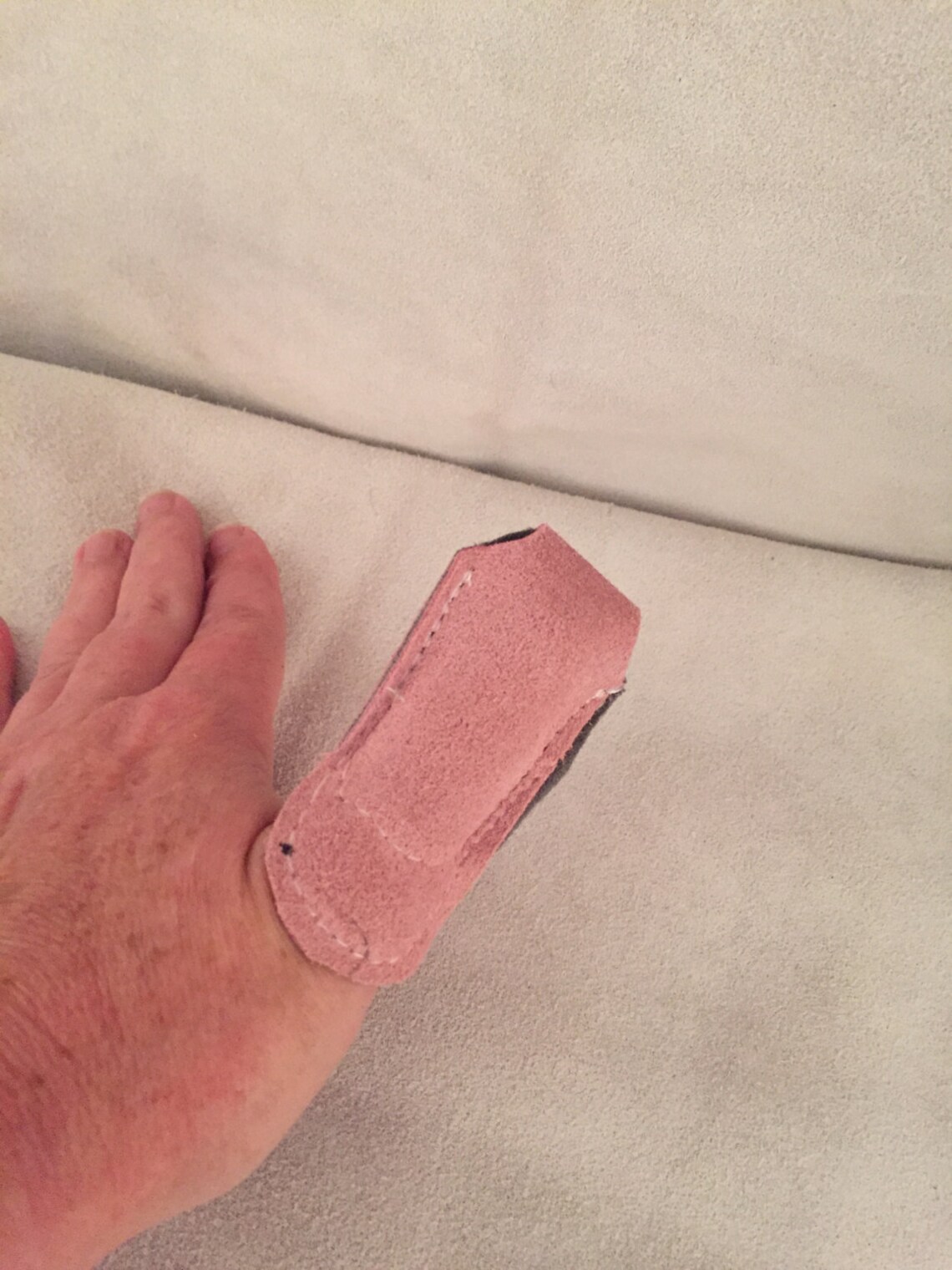 LEATHER THUMB GUARDS - Etsy