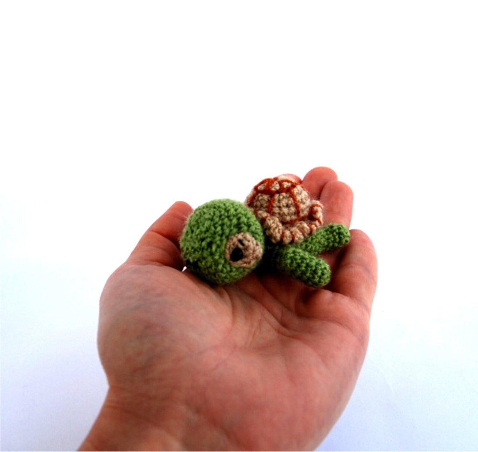 Crochet Mini Turtle, Amigurumi Miniature Turtle, Little Stuffed Tiny ...