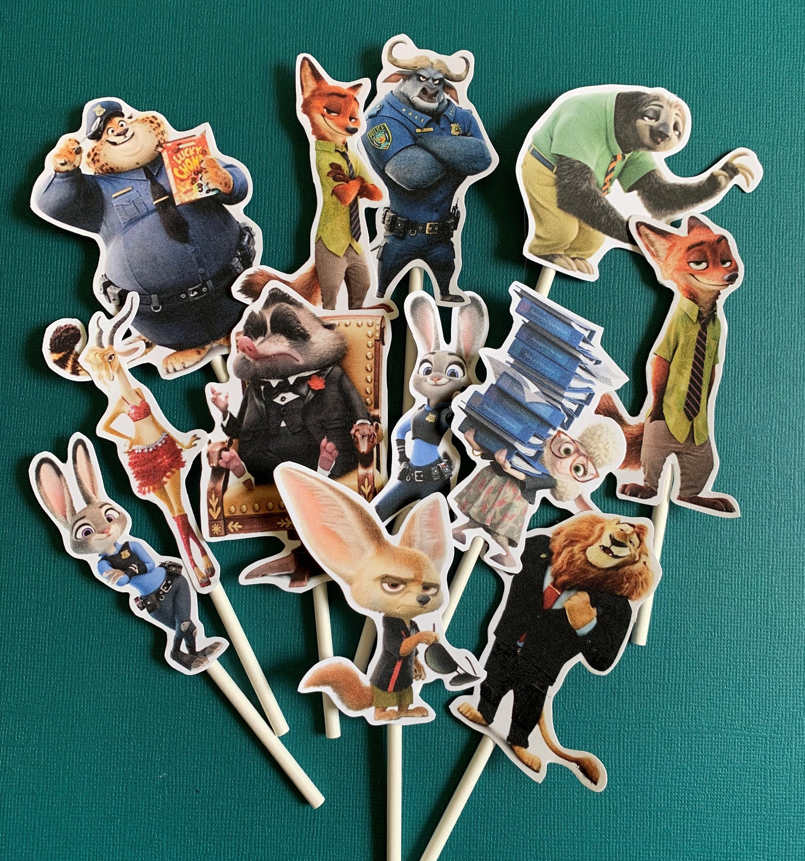 Zootopia Cupcake Toppers, Zootopia Birthday Party Decorations, Zootopia ...