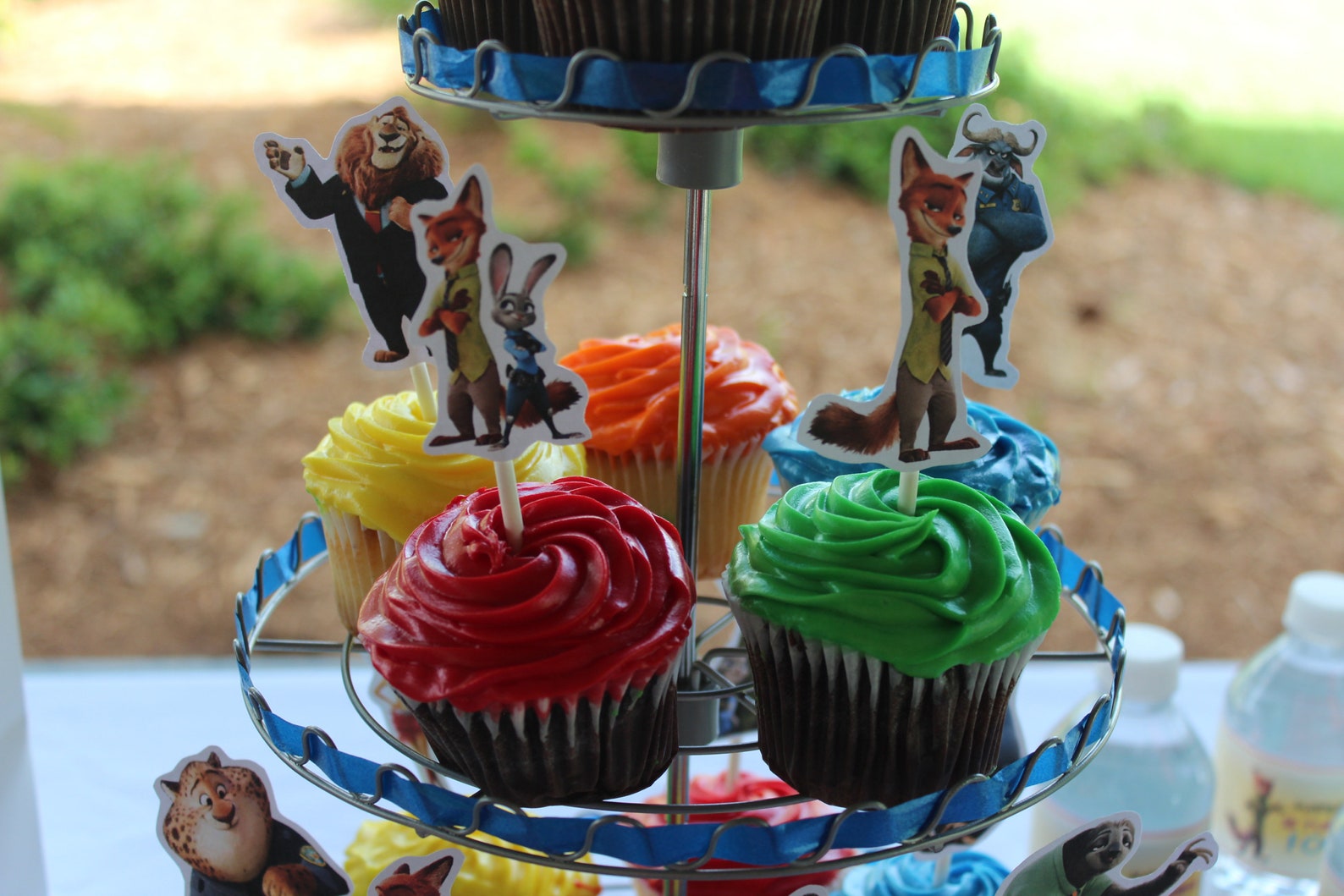 Zootopia Cupcake Toppers, Zootopia Birthday Party Decorations, Zootopia ...