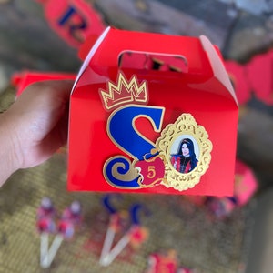 Descendants Favor Box, Personalized Evie Gable Favor Box, Descendants ...