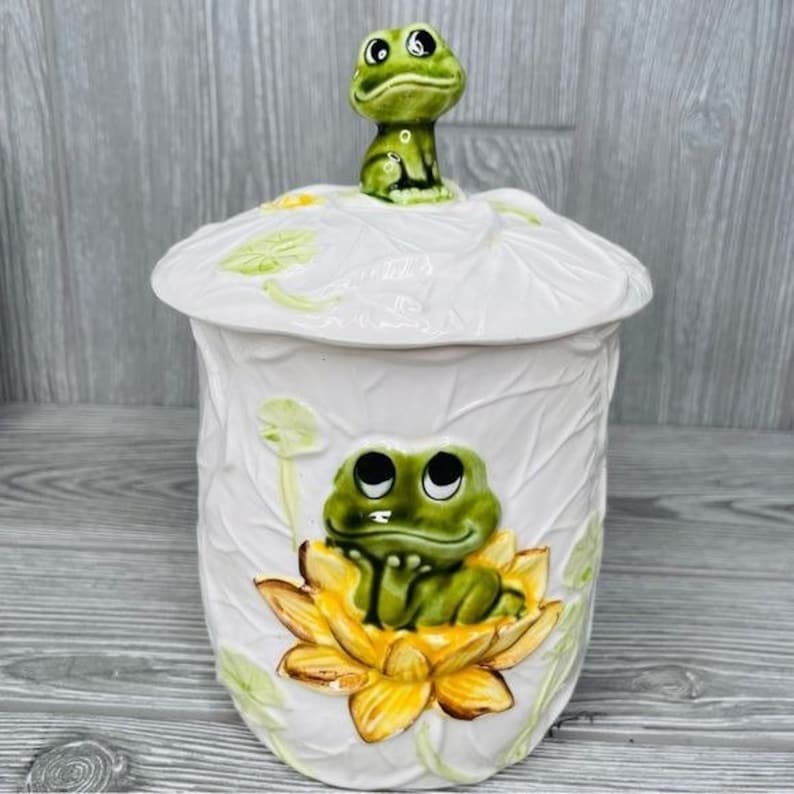 Vintage 1970s Neil the Frog Canisters , Salt & Pepper , Clock and Bird ...