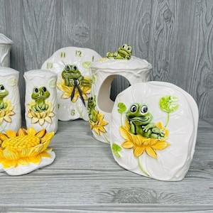 Vintage 1970s Neil the Frog Canisters , Salt & Pepper , Clock and Bird ...