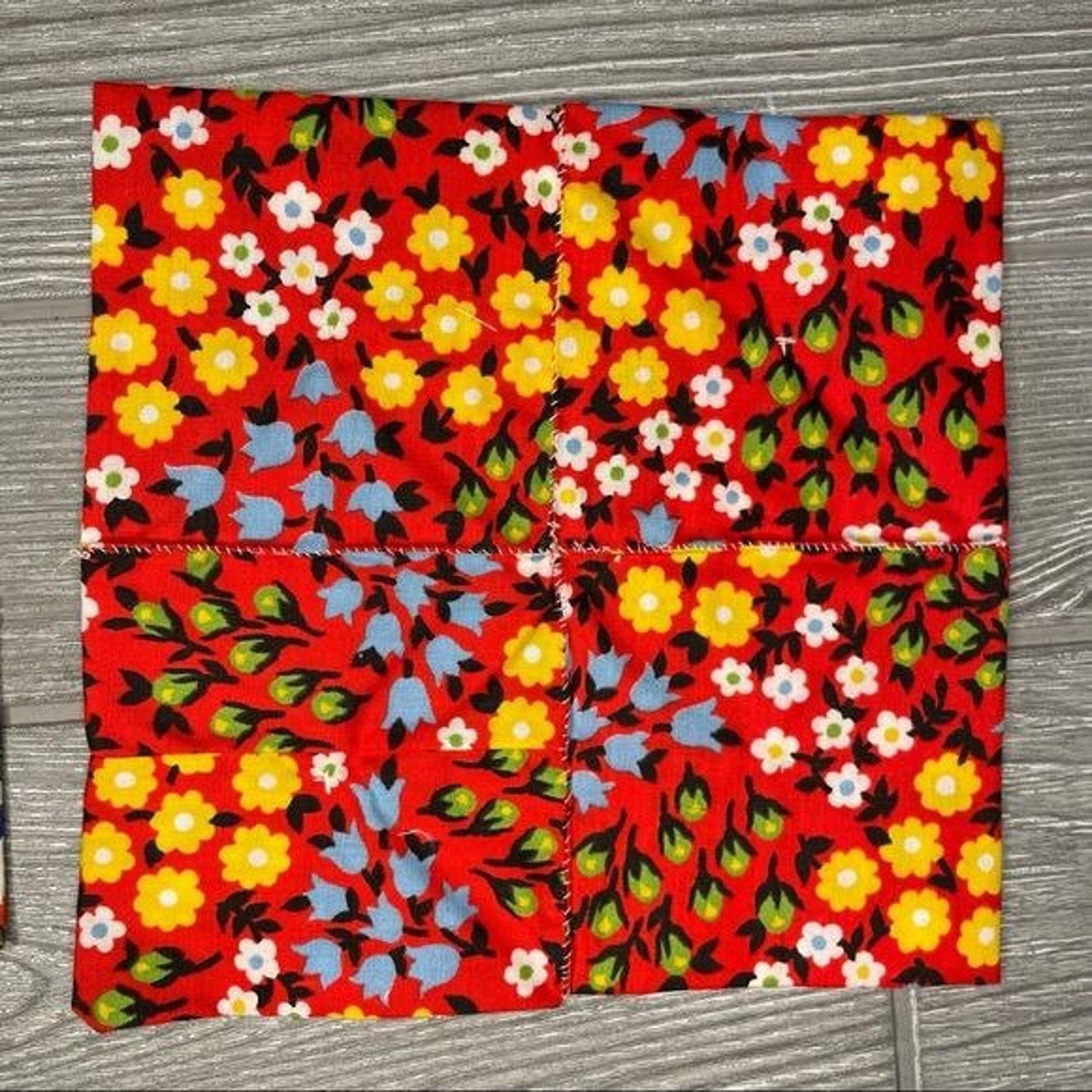 22 Vintage Hand Sewn Cathedral Window Quilt Squares Floral Patterns ...