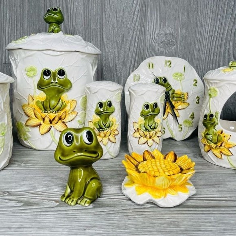 Vintage 1970s Neil the Frog Canisters , Salt & Pepper , Clock and Bird ...