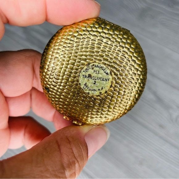 Vintage Revlon Compact 2” Pressed Powder Touch and Glow Translucent ...