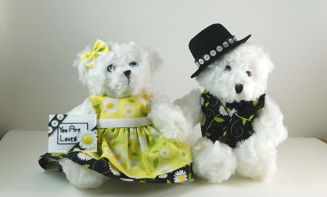 Daisy Teddy Bear Couple: "you Are Loved" Gift, Home Decor - Etsy