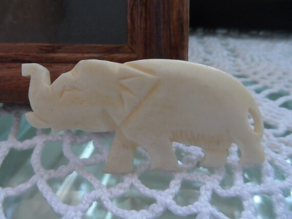 Celluloid faux ivory Elephant 1940s cute lapel pin or… - Gem