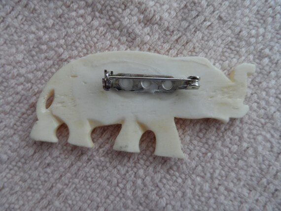 Celluloid faux ivory Elephant 1940s cute lapel pin or… - Gem