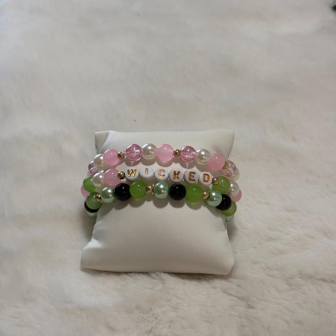 WICKED Handmade Beaded Glass Bracelet Stack, Wicked the Movie Bracelets ...