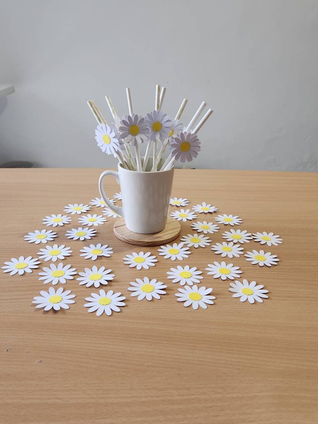 Daisy Flower Confetti - Daisy Flower Confetti 4.46cm- Party Confetti ...