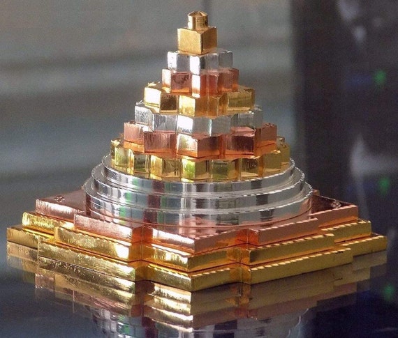 Energized Sri Shri Maha Meru Yantra Laxmi Maha Lakshmi yantra swarna ...