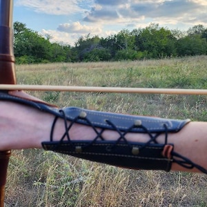 M/LG Black and Burgundy Leather Arm Guard & Bow Hand Shooting Glove ...