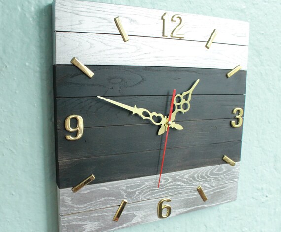 Handmade wood clock 14 / pallet wood wall clock / | Etsy