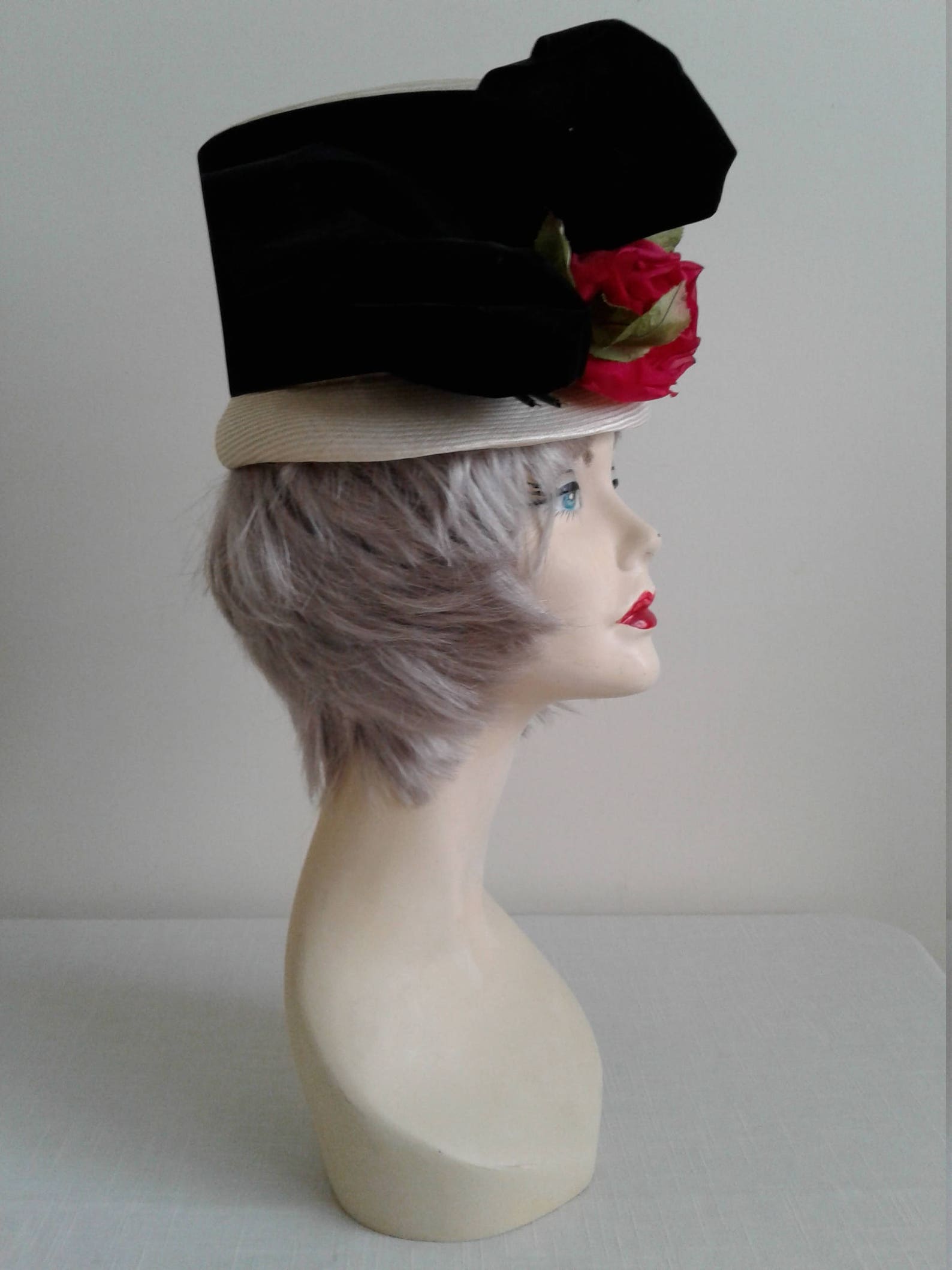 Vintage 50's/ 60's Mr. Joseph Hat / Straw Rose Derby / the Garden Party ...